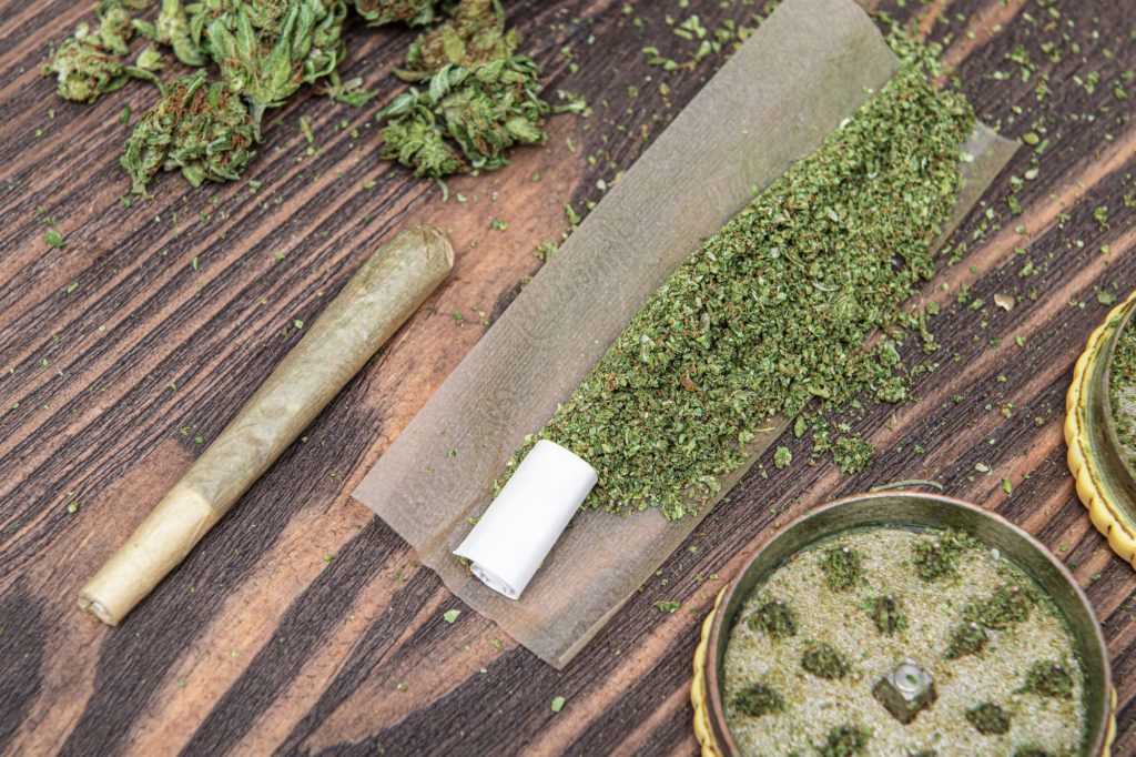 What is a preroll - The difference between joints, blunts and spliffs